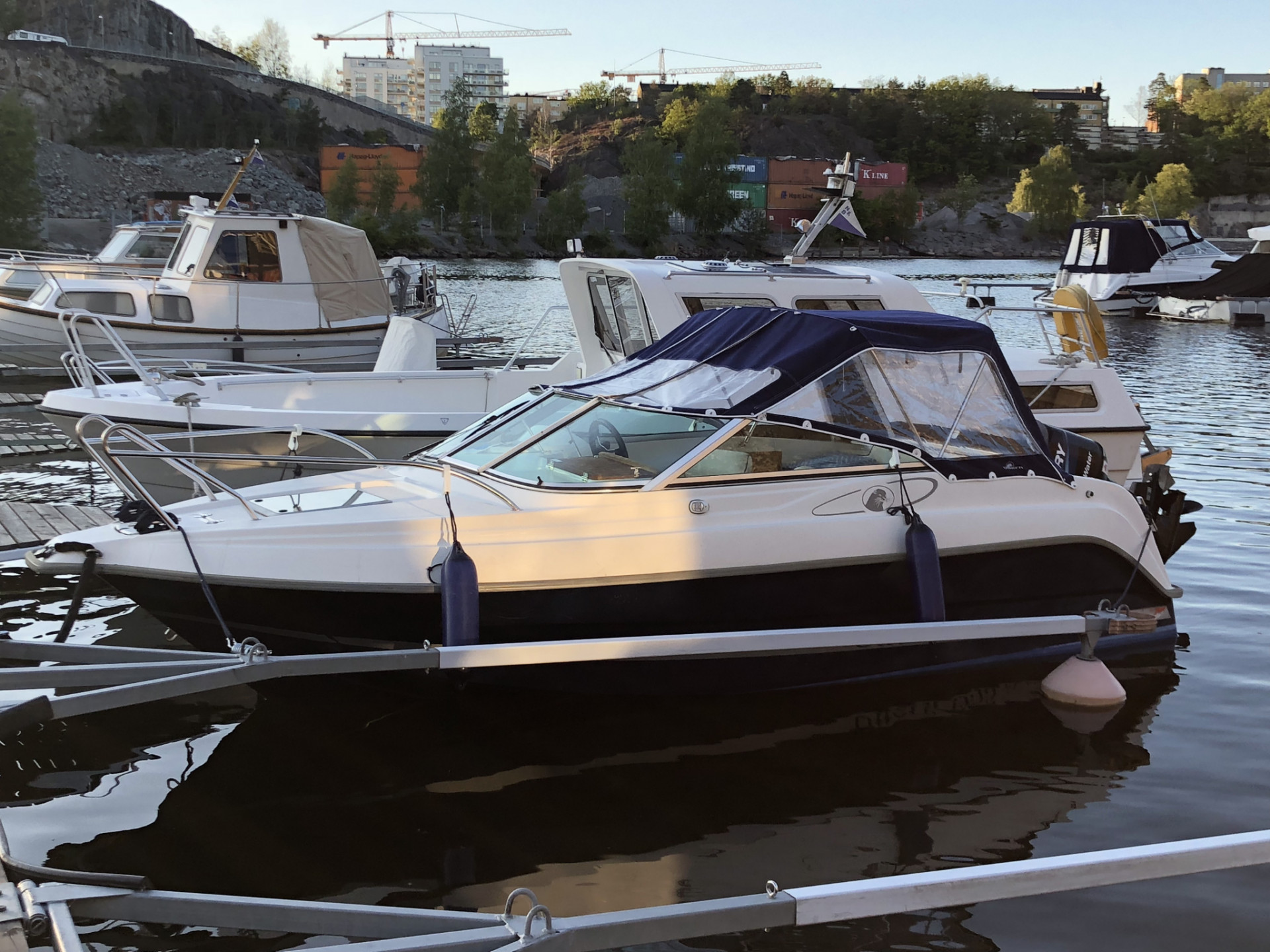 Uttern D55 Exclusive | Skipperi