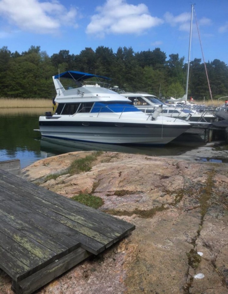 Bayliner 2958 Command Bridge | Skipperi