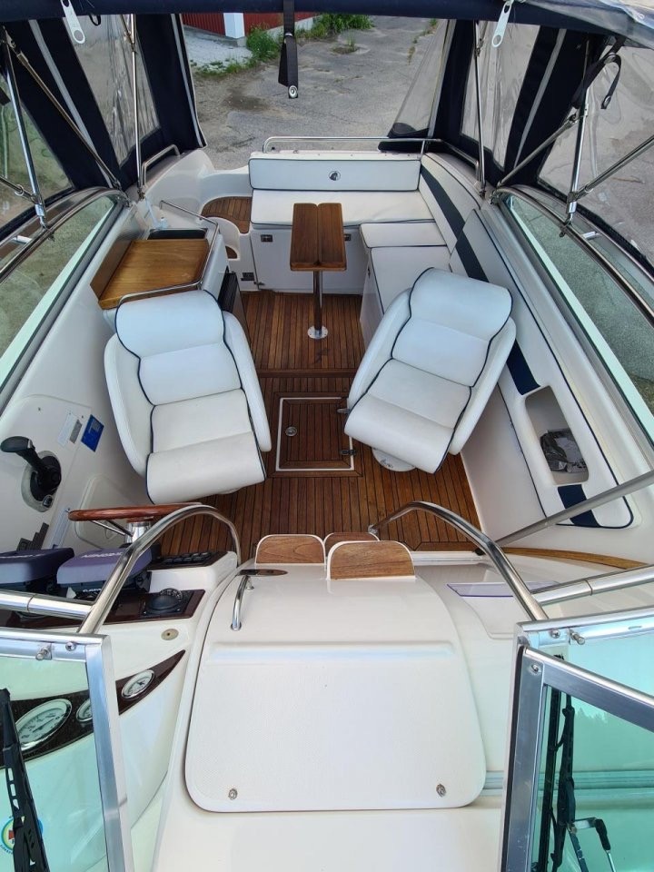 Uttern D68 Exclusive | Skipperi