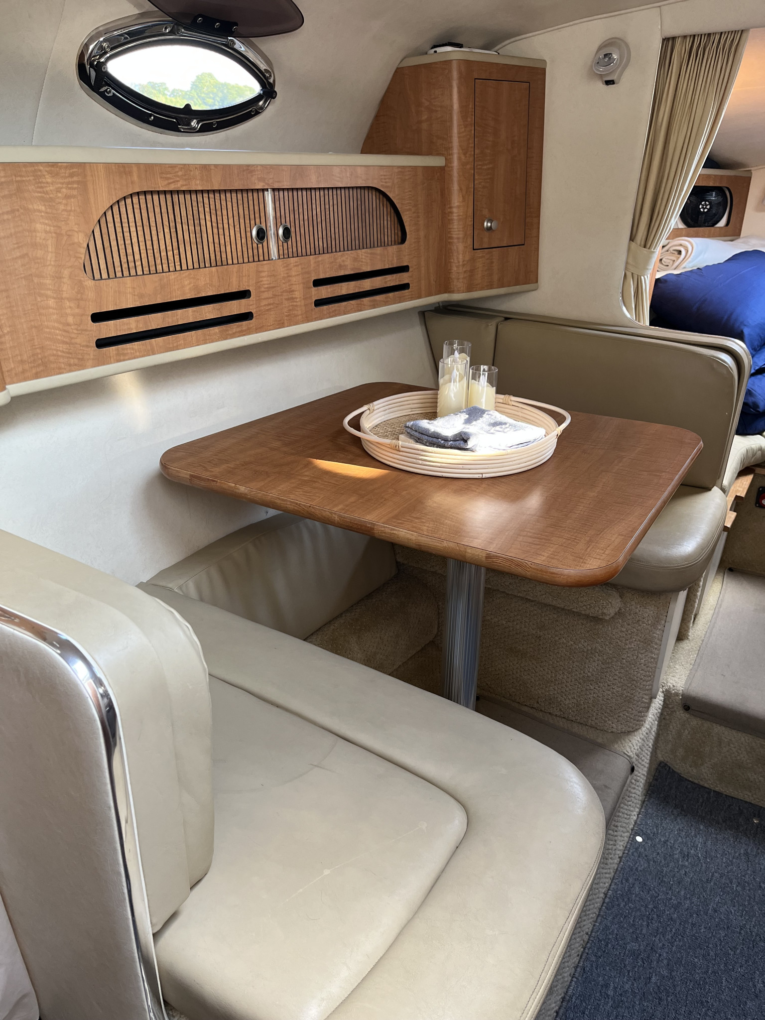 Sea Ray Sundancer 280 | Skipperi