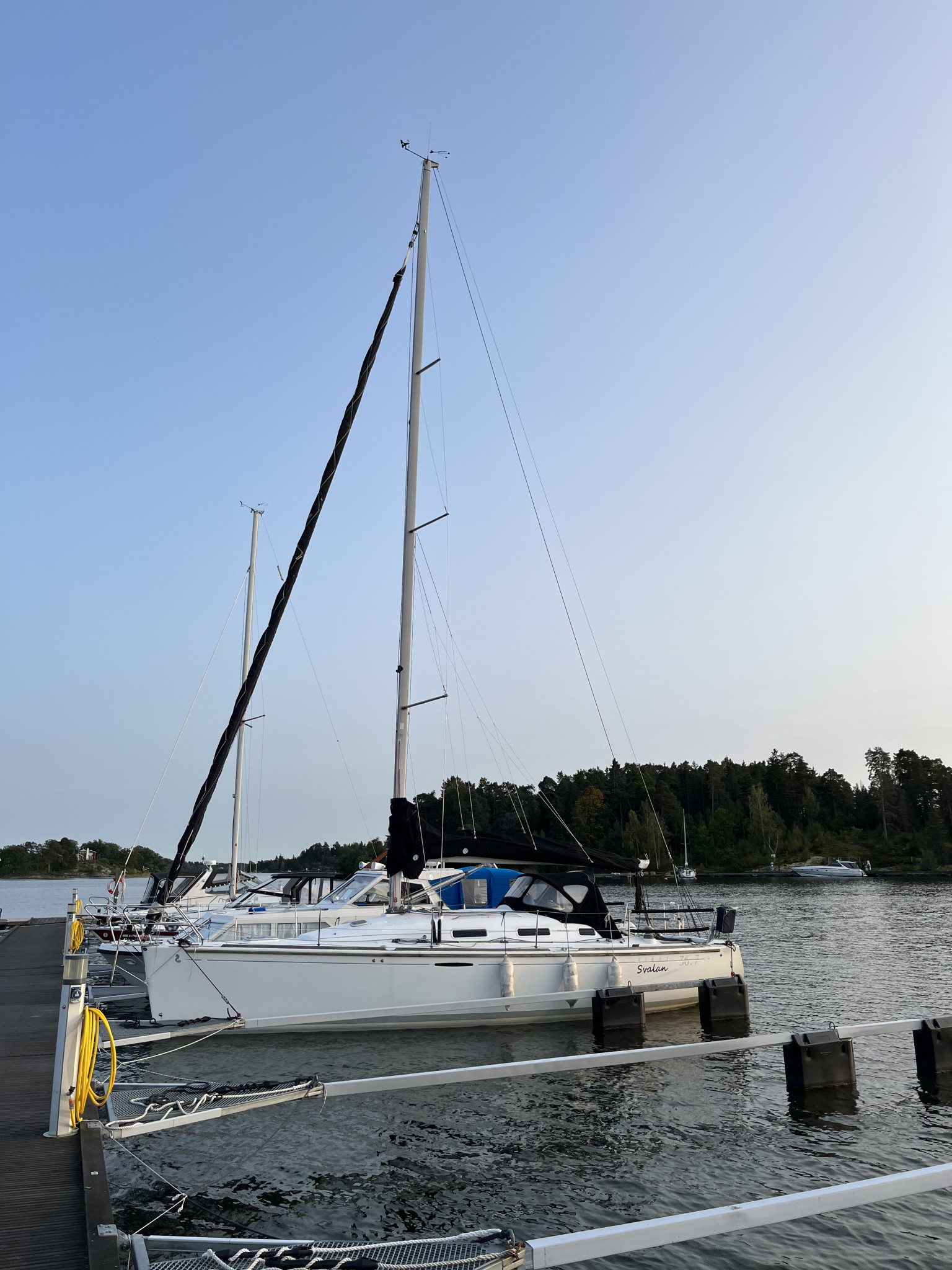 First 36.7 | Skipperi